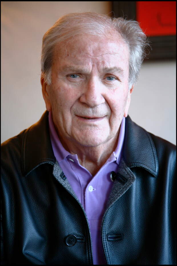 Pierre Mondy : quelles femmes ont marqué sa vie ? - Femme Actuelle