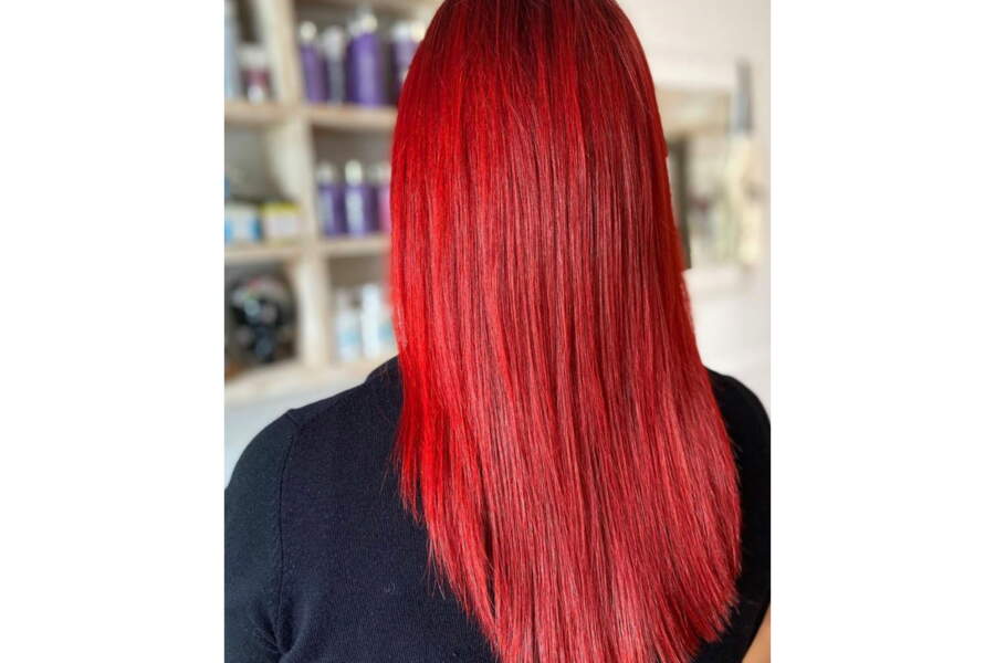 Coloration rouge : tout savoir sur cette couleur ultra tendance - Femme ...