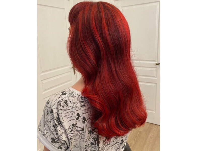 Coloration rouge : tout savoir sur cette couleur ultra tendance - Femme ...
