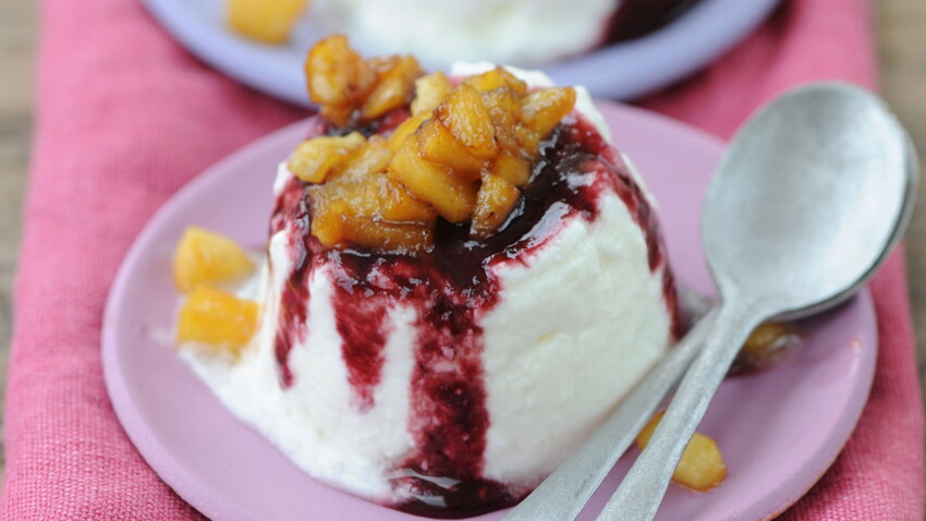 Faisselle au coulis de fruits rouges et pommes caramélisées facile et ...