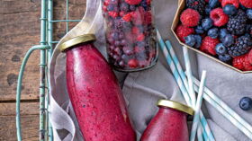 Yaourt grec aux fruits rouges rapide : découvrez les recettes de ...