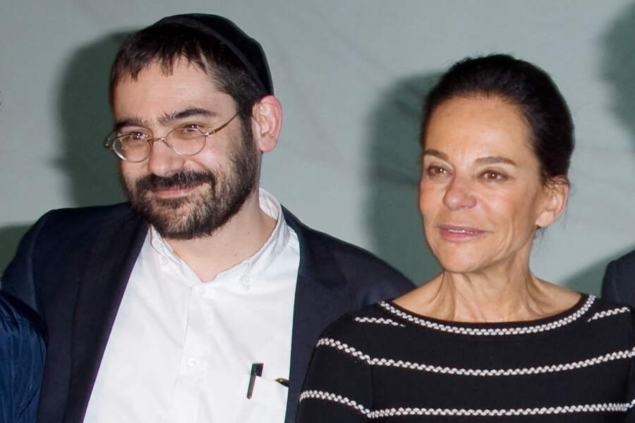Mort de Robert Hossein : qui sont ses quatre fils ? - Femme Actuelle