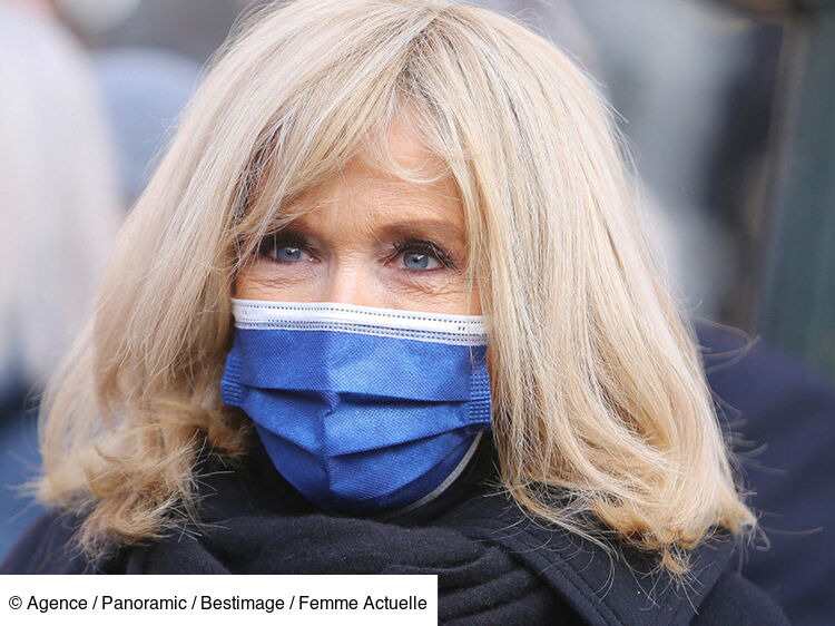 Brigitte Macron en slim, talons carrés et veste courte : la photo qui ...