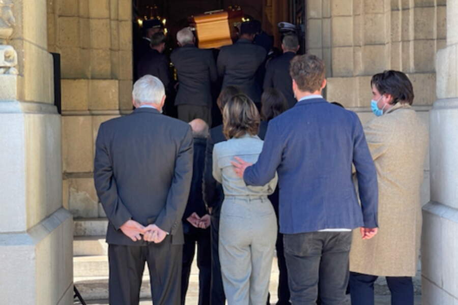 Alexia Laroche-Joubert : les images émouvantes des obsèques de son ...