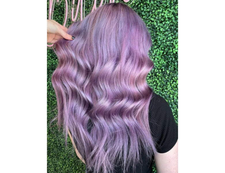 Cheveux violets : la nouvelle coloration tendance en 25 images - Femme ...