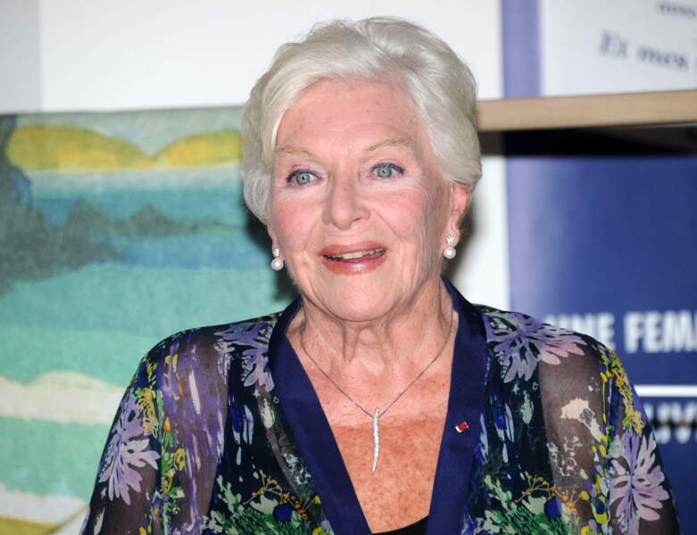 Line Renaud : son évolution physique en images - Femme Actuelle