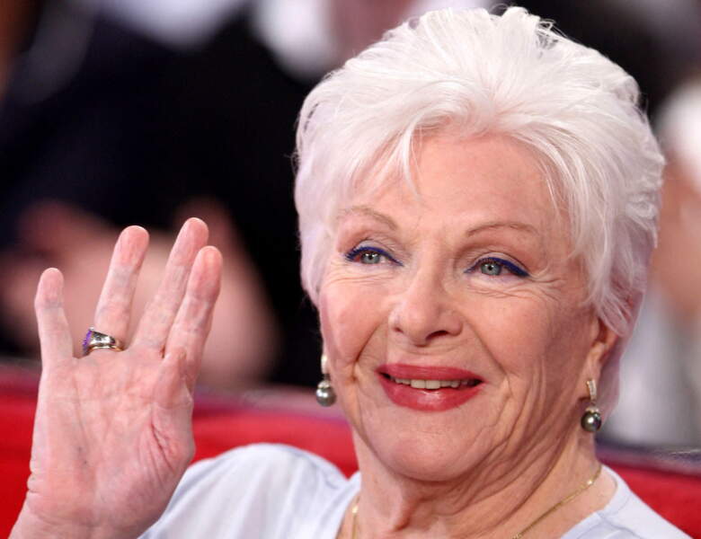 Line Renaud : son évolution physique en images - Femme Actuelle