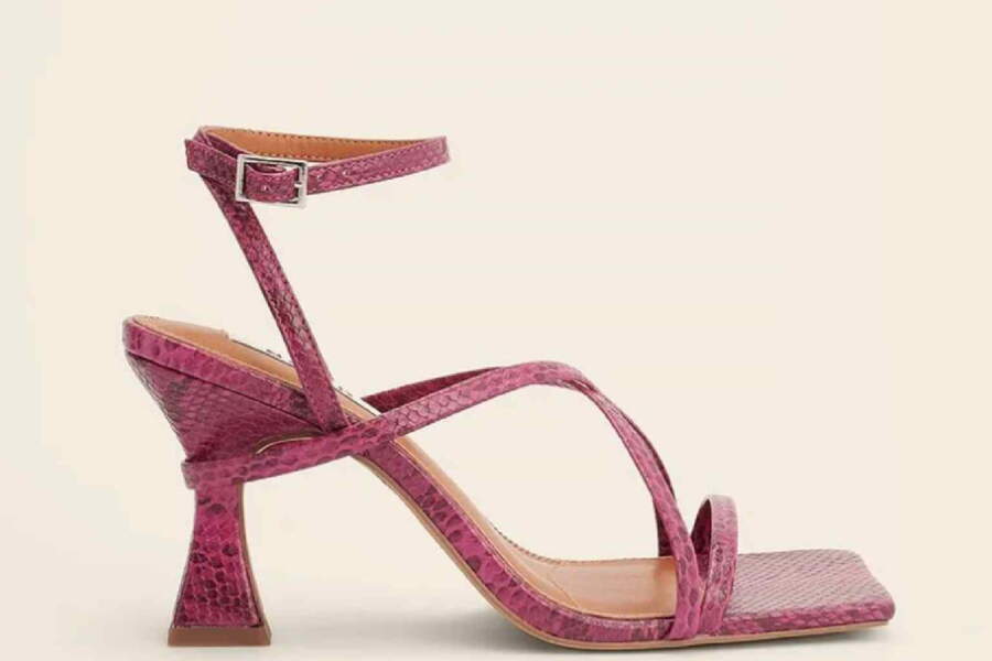 Sandales tendance : 20 nouveautés canons à shopper cet été 2021 - Femme ...