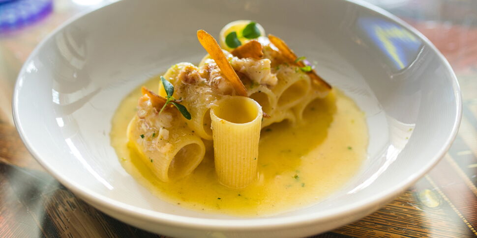 Tufoli artisanaux façon "cacio et pepe" à la chair d’araignée de mer ...