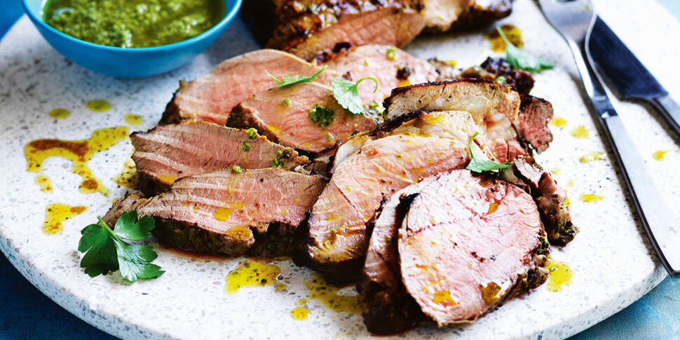 Filet d'agneau grillé, sauce aux herbes facile et rapide : découvrez ...