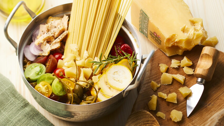 One pot pasta thon, tomate et Sbrinz AOP facile et rapide : découvrez ...