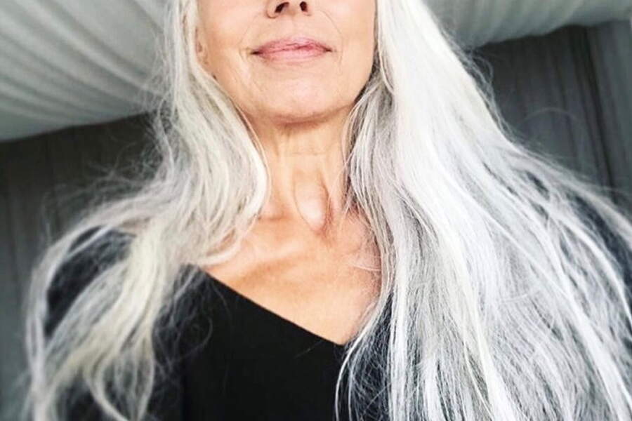 25 inspirations pour passer aux cheveux gris. - Femme Actuelle