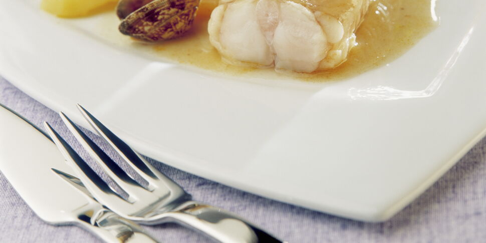 Queue de lotte au vin blanc facile et rapide : découvrez les recettes ...