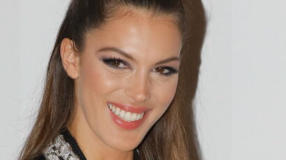 Iris Mittenaere renversante : elle dévoile son corps de rêve dans une mini robe en tweed : Femme ...
