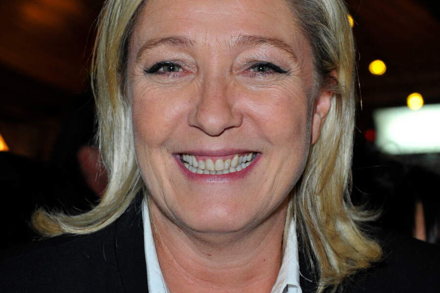 Marine Le Pen : son évolution de looks en images - Femme Actuelle