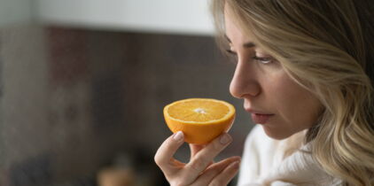 Anosmie : quelles sont les causes de la perte de l'odorat et comment la ...