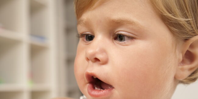 Strabisme de bébé : causes, traitements, comment le corriger et quand s ...