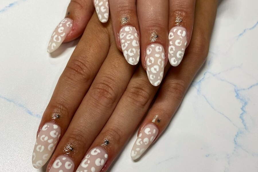 Vernis blanc : les 15 façons canons de le porter - Femme Actuelle