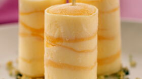 Riz sauté aux haricots rouges, brocolis et pousse d’épinards ...