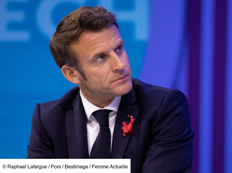 Emmanuel Macron barbu : cette photo du président de la République qui ...