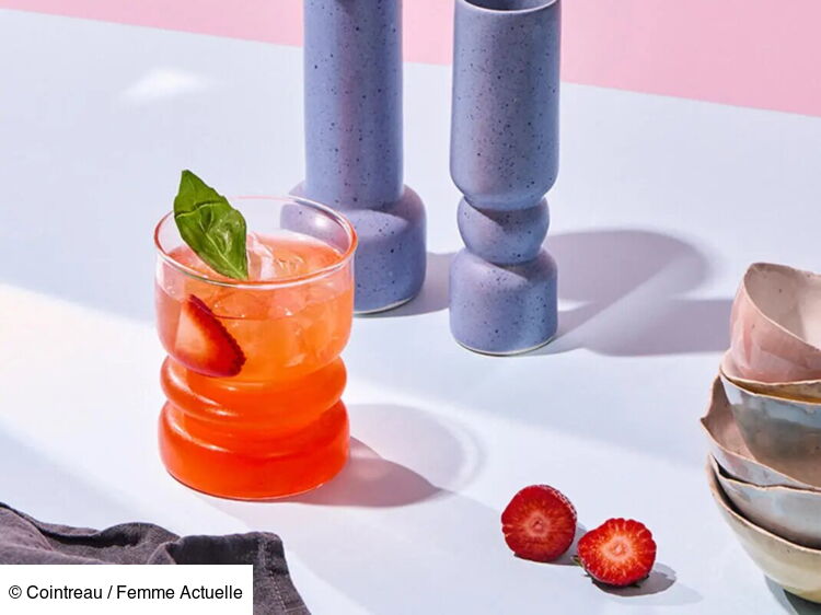 Cocktail Le Cointreau Fizz Fraise Basilic rapide : découvrez les ...