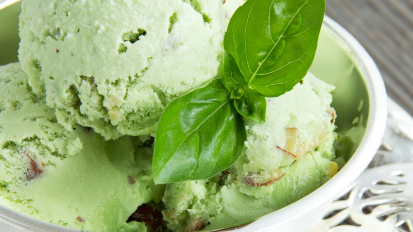 Crème glacée au basilic facile et rapide : découvrez les recettes de ...
