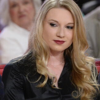 Sophie Davant : qui est sa fille, Valentine Sled ? : Femme Actuelle Le MAG