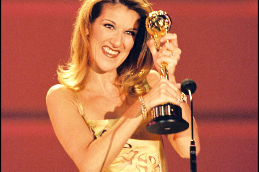 Céline Dion : son évolution physique, de ses débuts à aujourd'hui... 35 ...