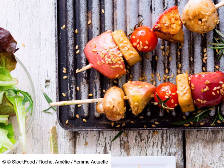 Brochettes de tofu aux pommes et champignons facile et rapide ...