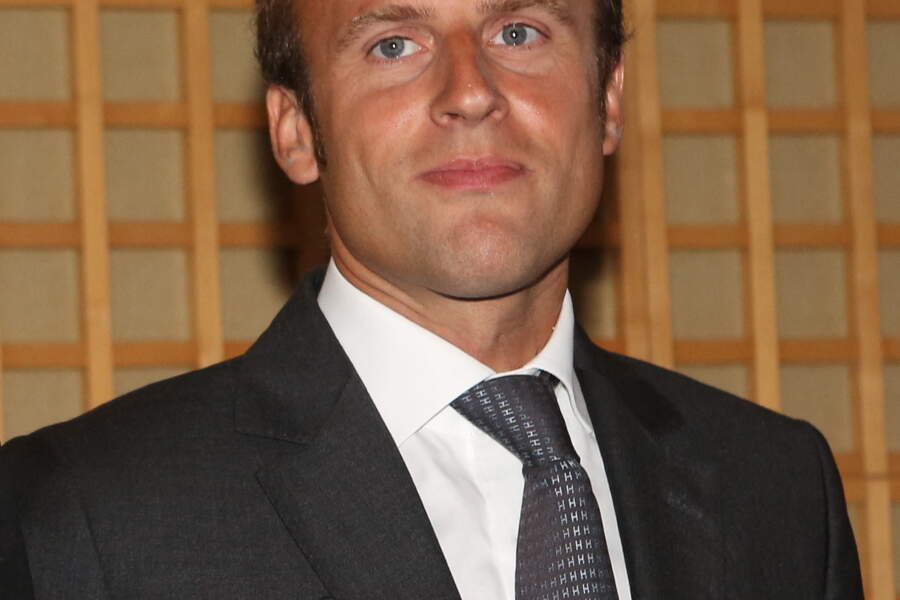 Emmanuel Macron : son évolution physique en images - Femme Actuelle
