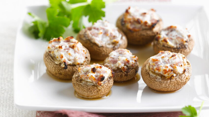 Champignons de Paris farcis au chèvre et au jambon : découvrez les ...