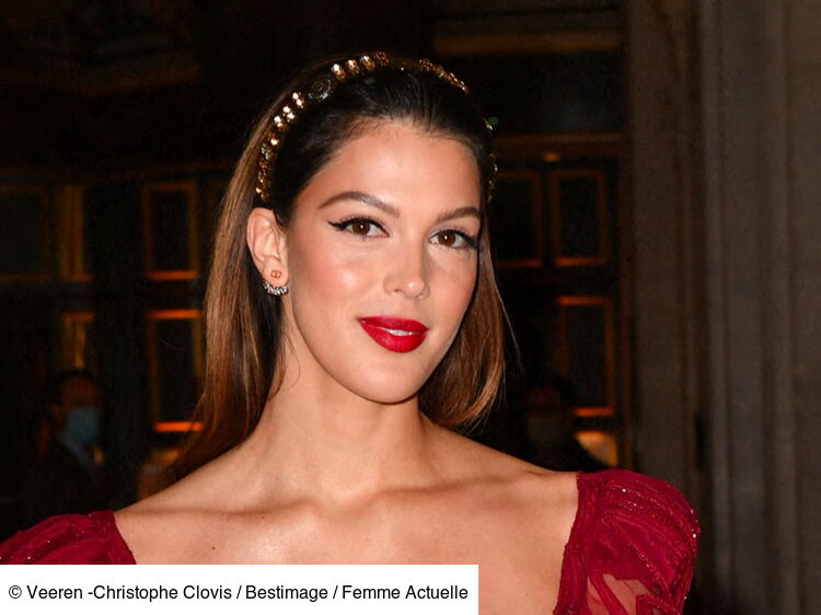 Iris Mittenaere plus canon que jamais en soutien-gorge brillant et pantalon taille basse : Femme ...