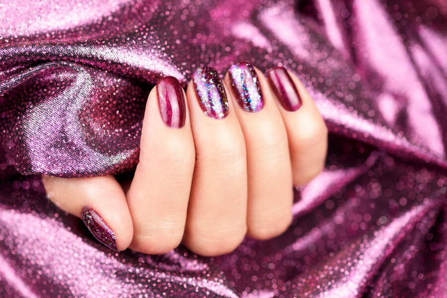 25 idées de manucures pour Noël 2022 - Femme Actuelle