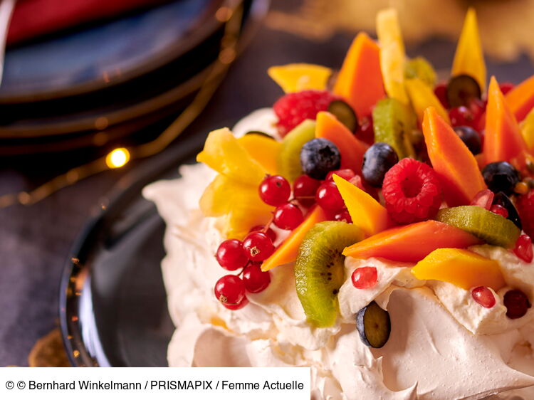 Pavlova aux fruits exotiques et aux fruits rouges facile : découvrez ...