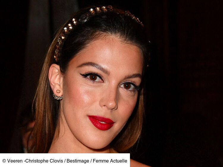 Iris Mittenaere à couper le souffle : elle ose la robe fendue et lacée ...