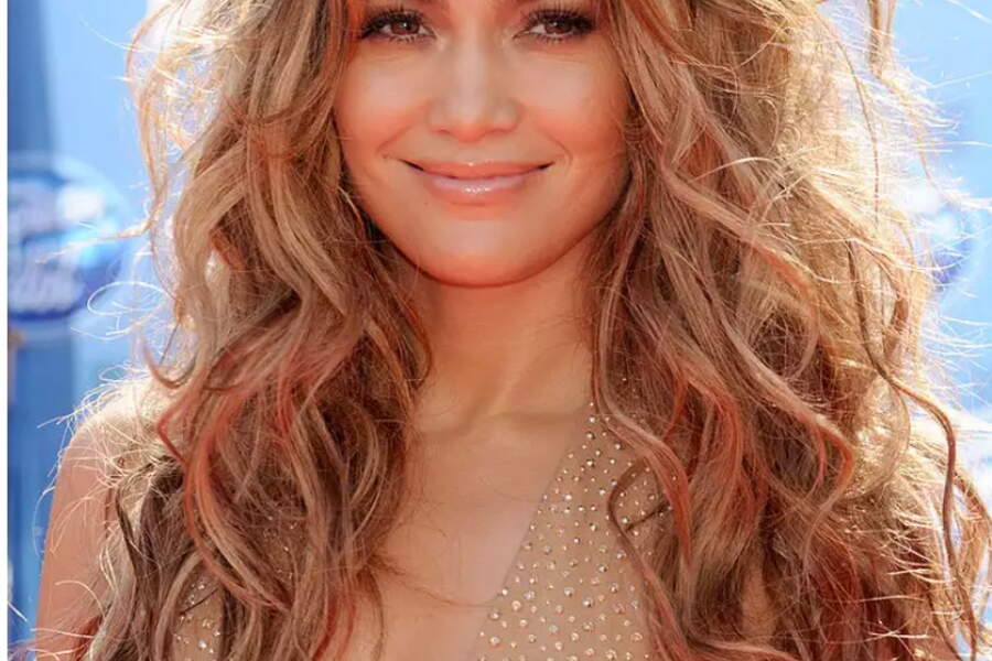 Cheveux longs : 20 idées de coupes et coiffures pour les sublimer ...