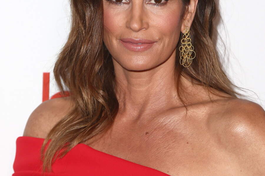 Cheveux longs : 20 idées de coupes et coiffures pour les sublimer ...