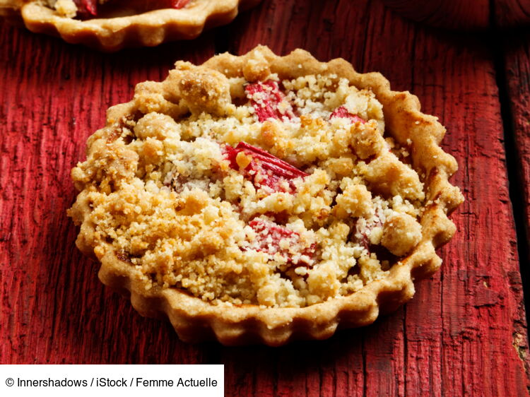 Tartelettes rhubarbe façon crumble : la recette super simple de Laurent ...