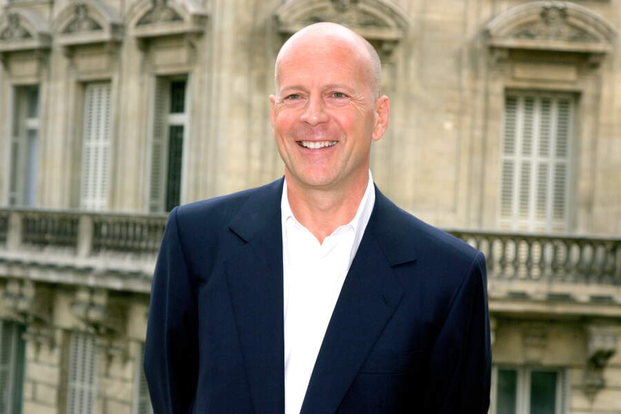 Bruce Willis : son évolution physique en 50 images (PHOTOS) - Femme ...