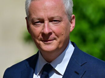 Actualités Bruno Le Maire - page 4 : Femme Actuelle Le MAG