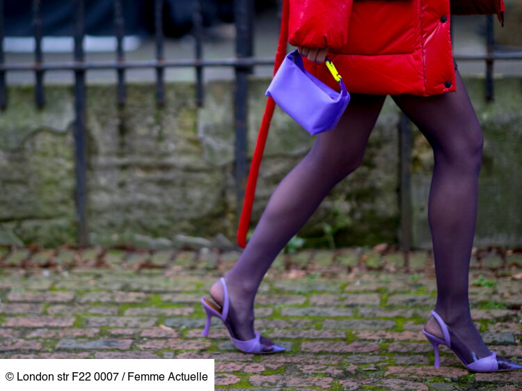 Cette couleur de collants tendance est à adopter absolument cet hiver ...