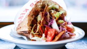 Dürüm kebab à l’agneau facile : découvrez les recettes de cuisine de ...