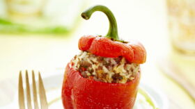 Poivrons farcis : découvrez les recettes de cuisine de Femme Actuelle ...