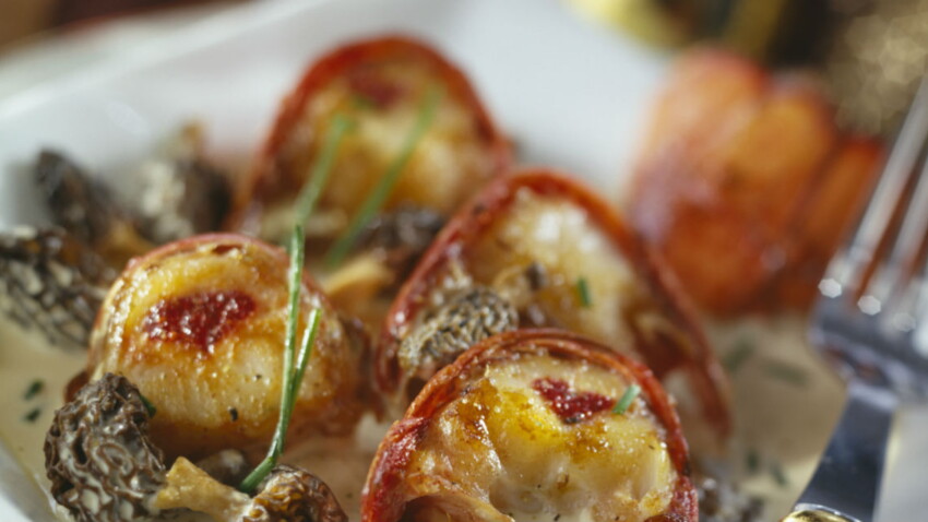 Sauté de homard au vin jaune et aux morilles : découvrez les recettes ...