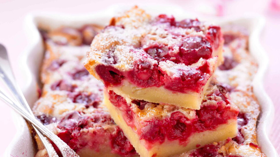 Clafoutis aux fruits rouges et parfum de verveine facile et rapide ...