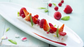 Clafoutis aux fruits rouges et parfum de verveine facile et rapide ...