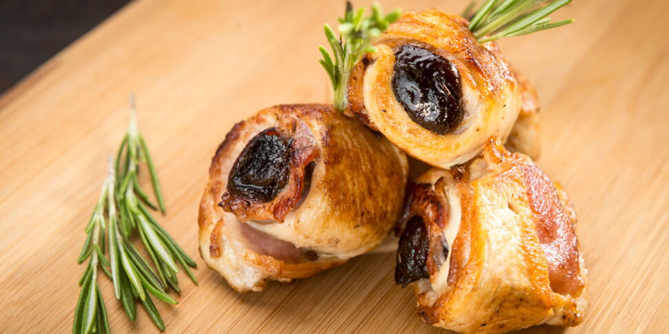 Mini roulades de volaille et lard fumé aux pruneaux d’Agen facile et ...