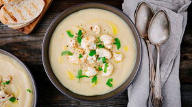 Soupe au chou rouge facile et rapide : découvrez les recettes de ...