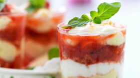 Trifle rapide : découvrez les recettes de cuisine de Femme Actuelle Le MAG