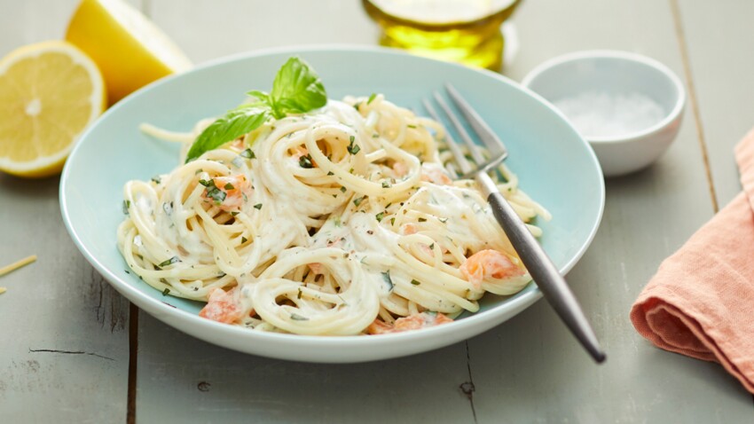 Spaghettis Au Saumon Fumé Et Basilic Facile Et Rapide Découvrez Les
